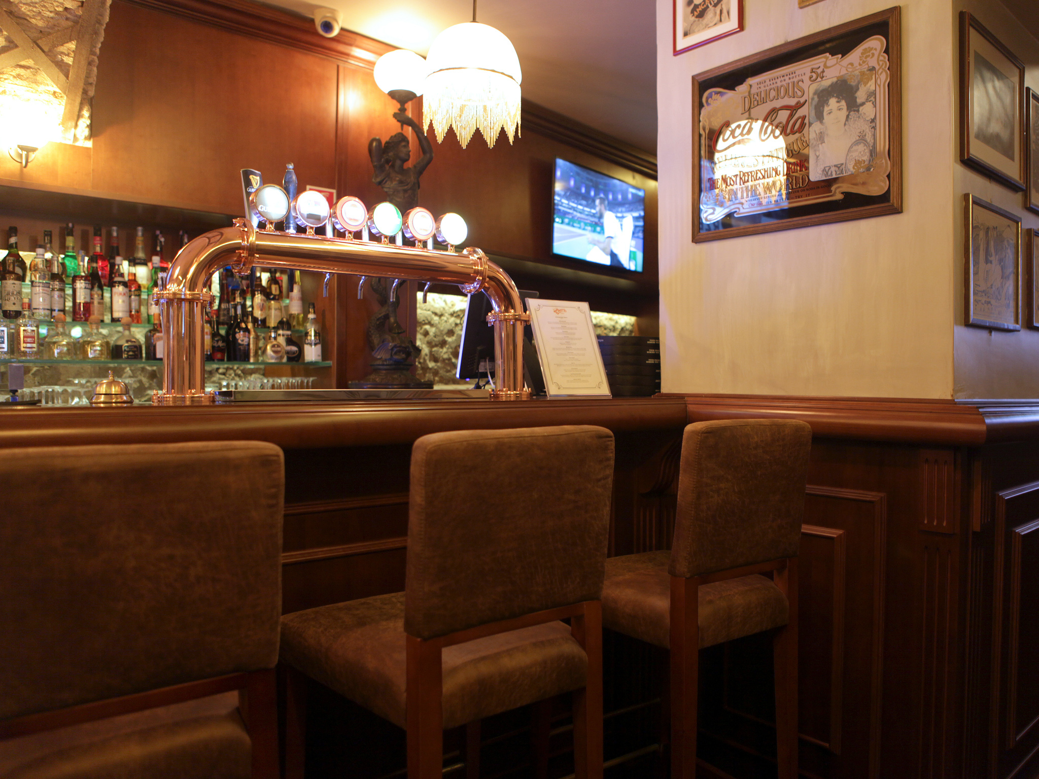 Cheers Pub & Disco | Noite | Bairro Alto, Lisboa