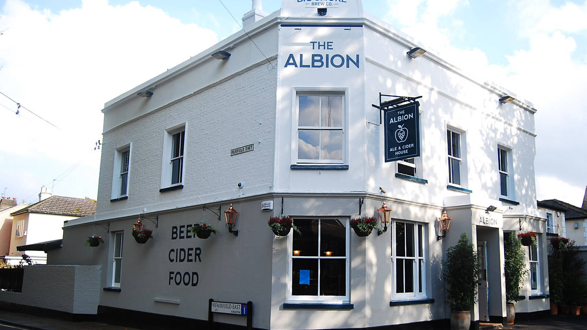 The Albion | Bars and pubs in Kingston, London