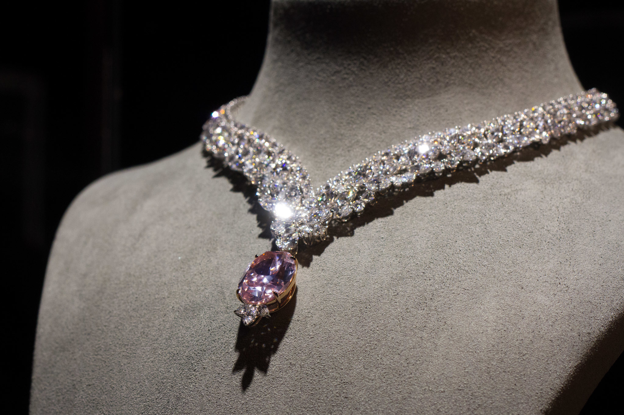 Colorful, uncommon diamonds arrive at the Natural History Museum