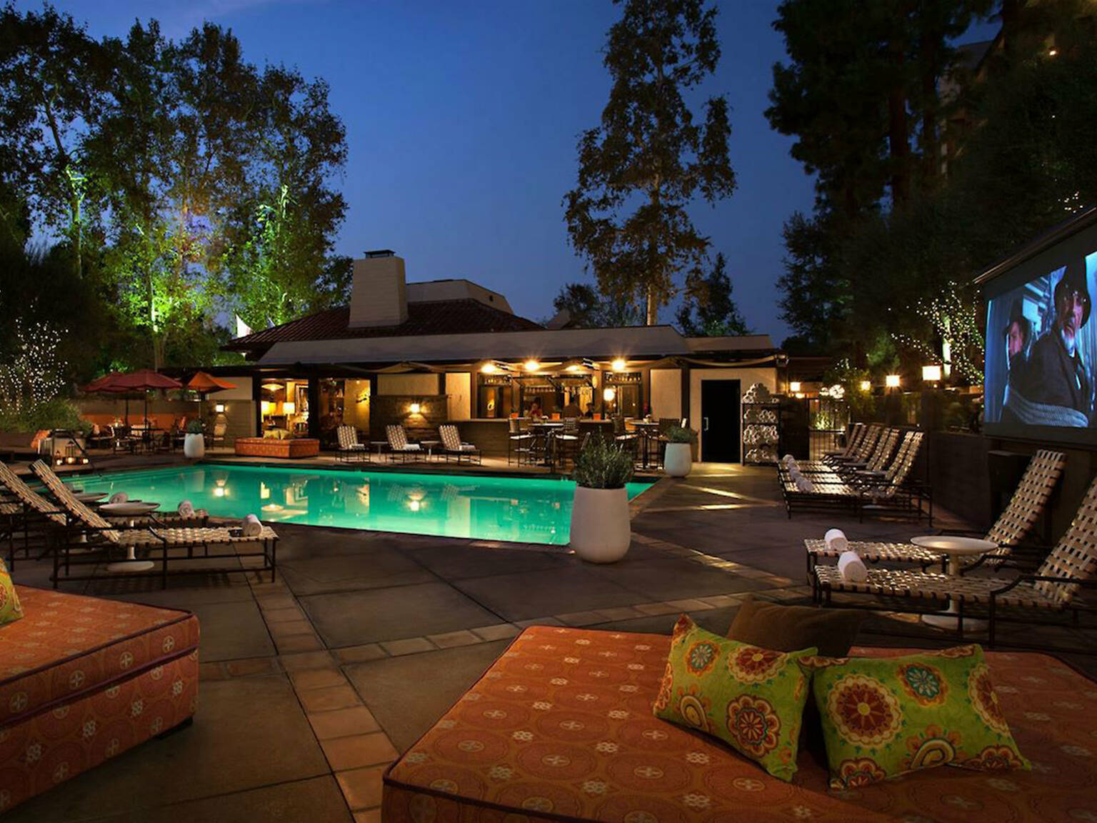 The 12 Best Budget Hotels in L.A. for 2025