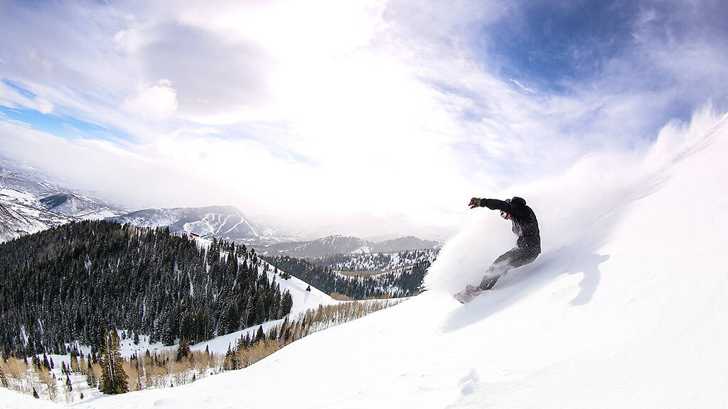 20 Best Places to Snowboard in the U.S.