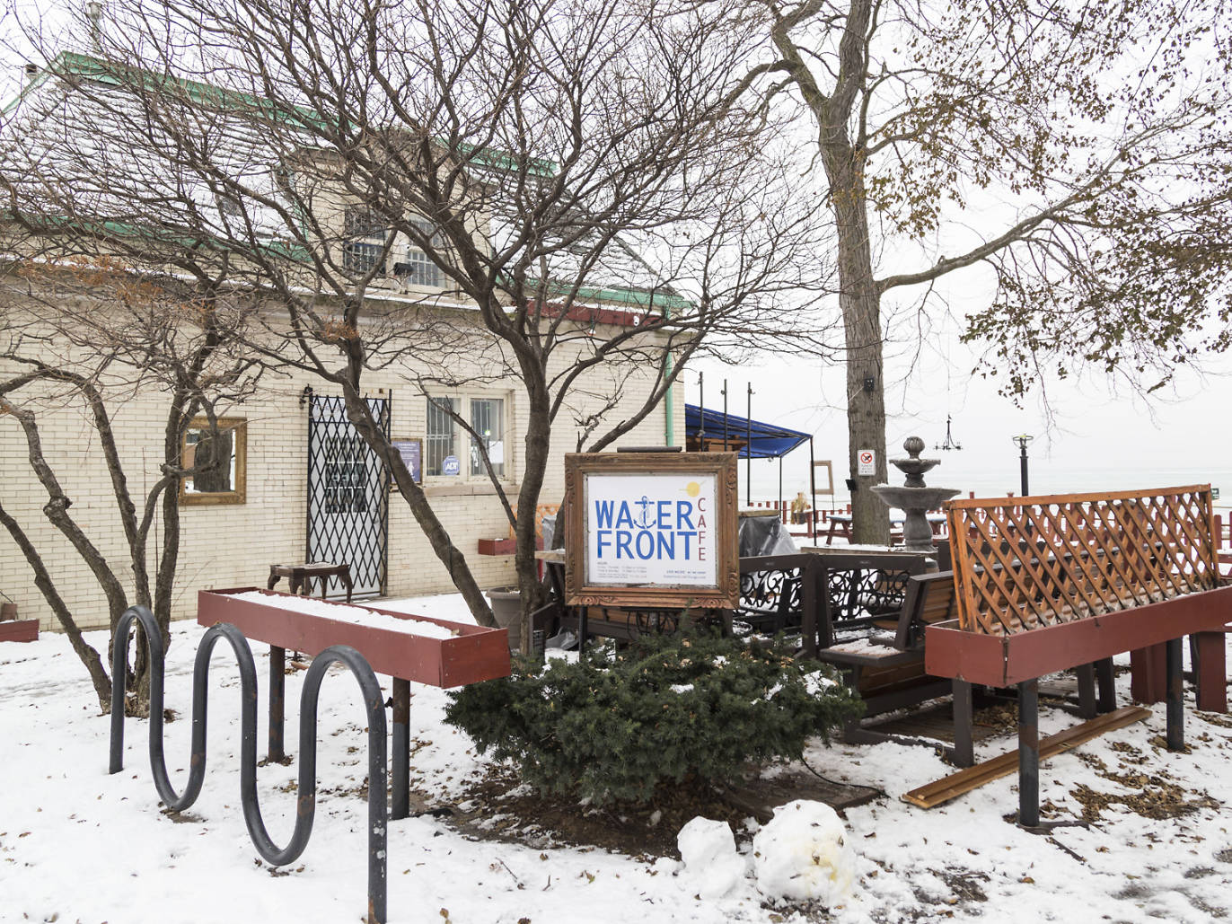 A guide to the best restaurants in Edgewaters