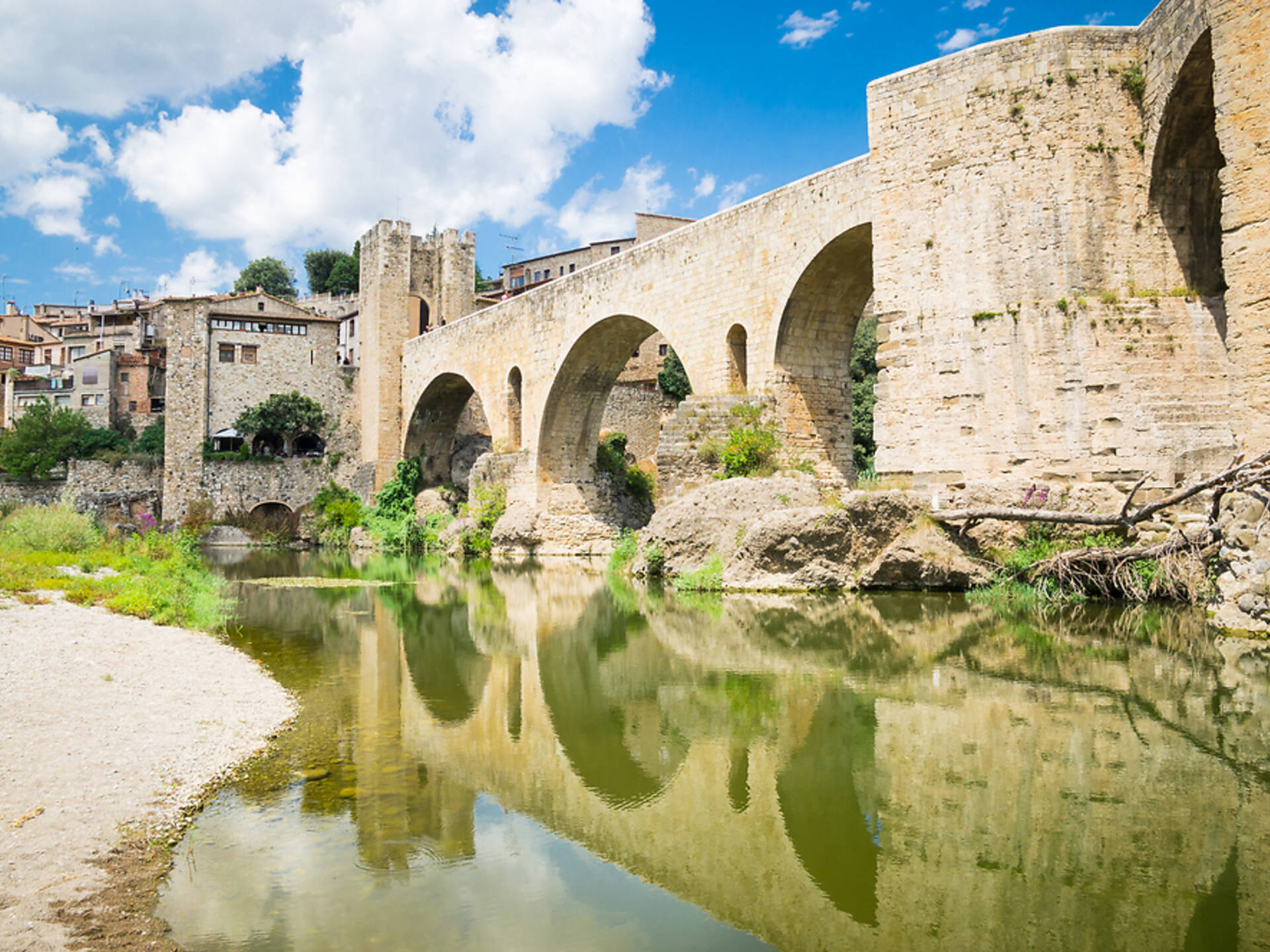 20 breathtaking monuments in Catalonia
