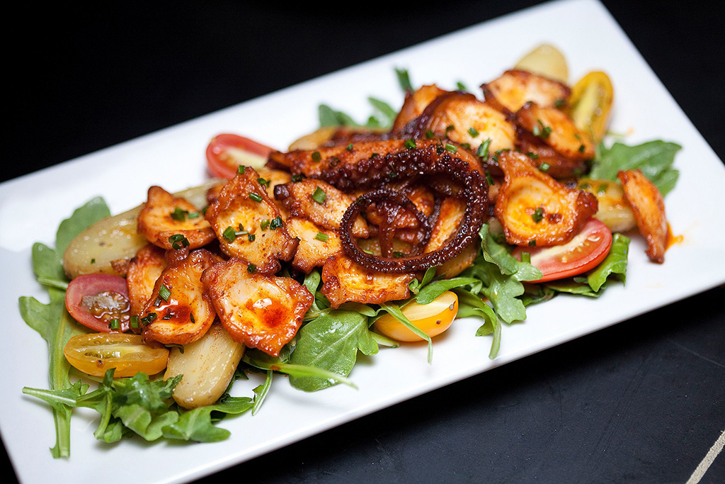 Gustazo | Restaurants in Boston