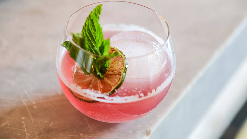 Bagatelle | Restaurants in Meatpacking District, New York