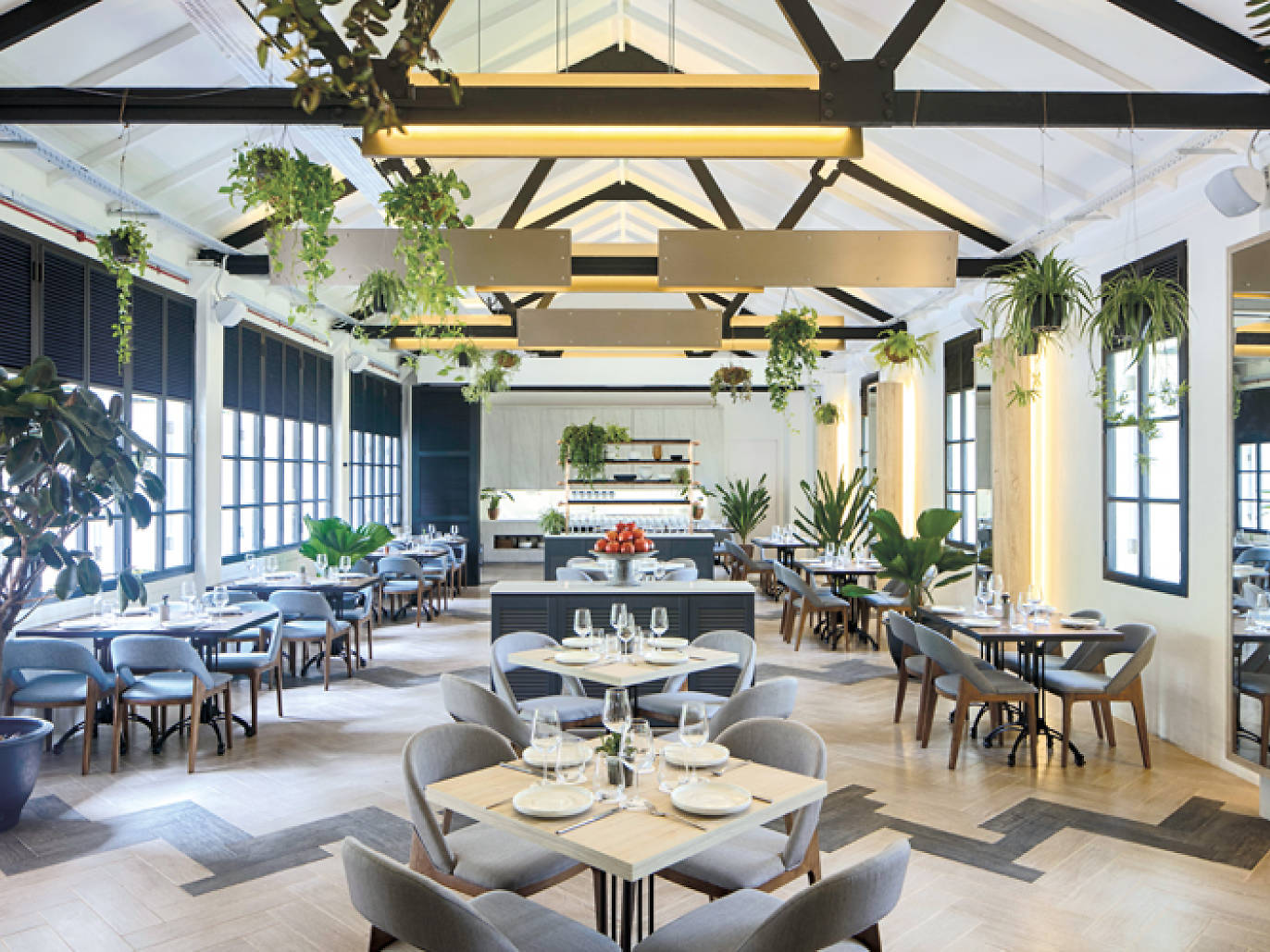 23 Best Restaurants For Big Groups And Communal Dining