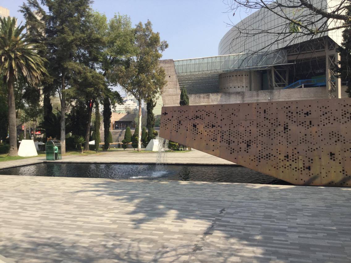 Plaza del Servicio a la Patria y Museo Interactivo del Campo Marte
