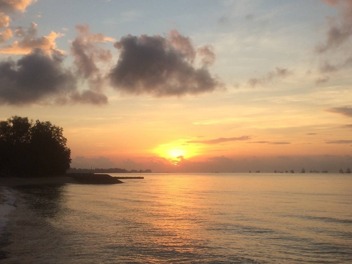29 Places To Watch The Sunrise And Sunset In Singapore