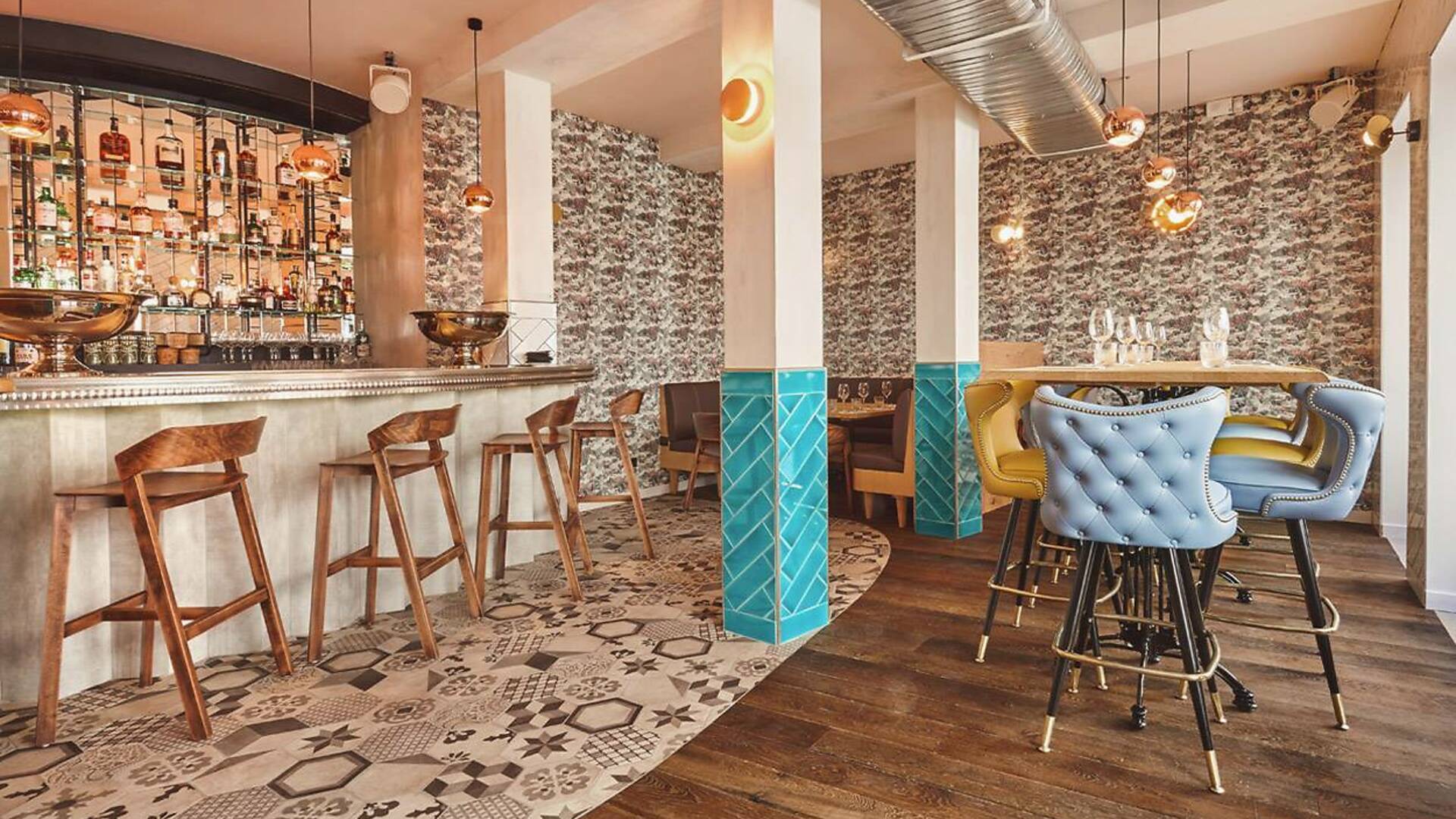 Istr | Bars and pubs in Arts et Métiers, Paris