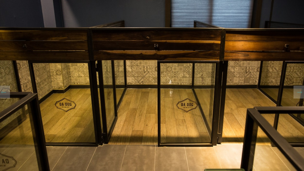 Da Dog in the City | Restaurants in Seoul