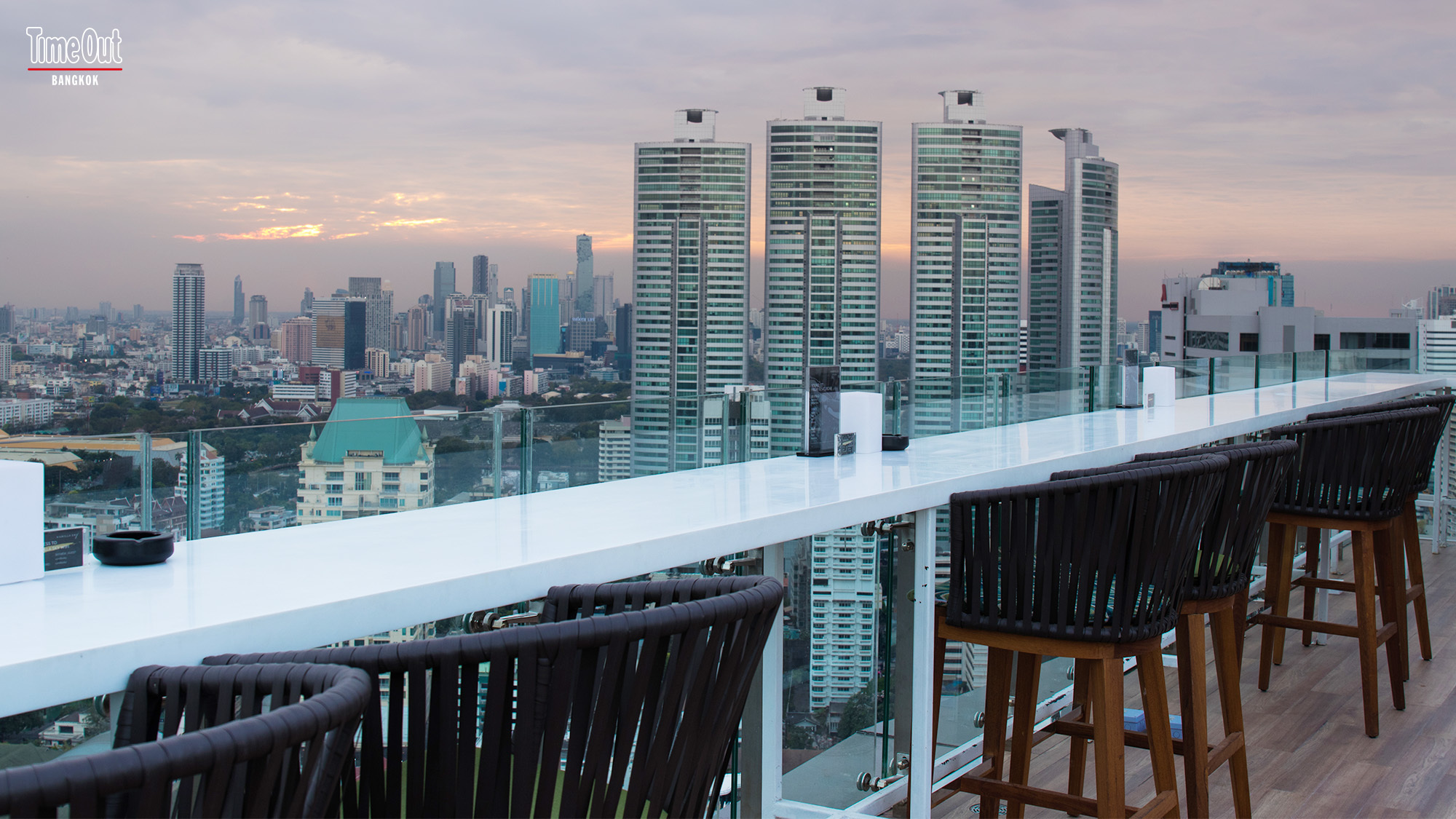 Vanilla Sky rooftop bar