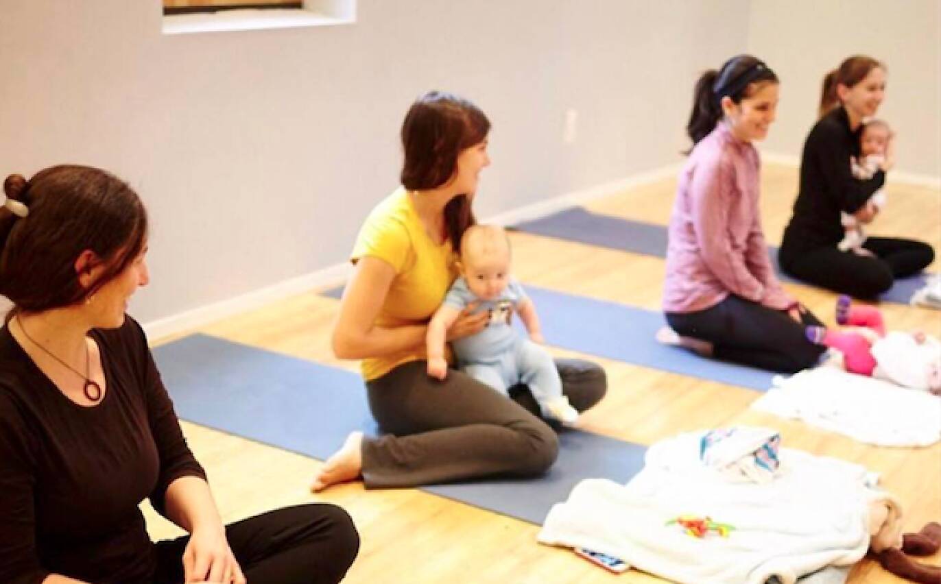 Best mommy and me classes for families in NYC