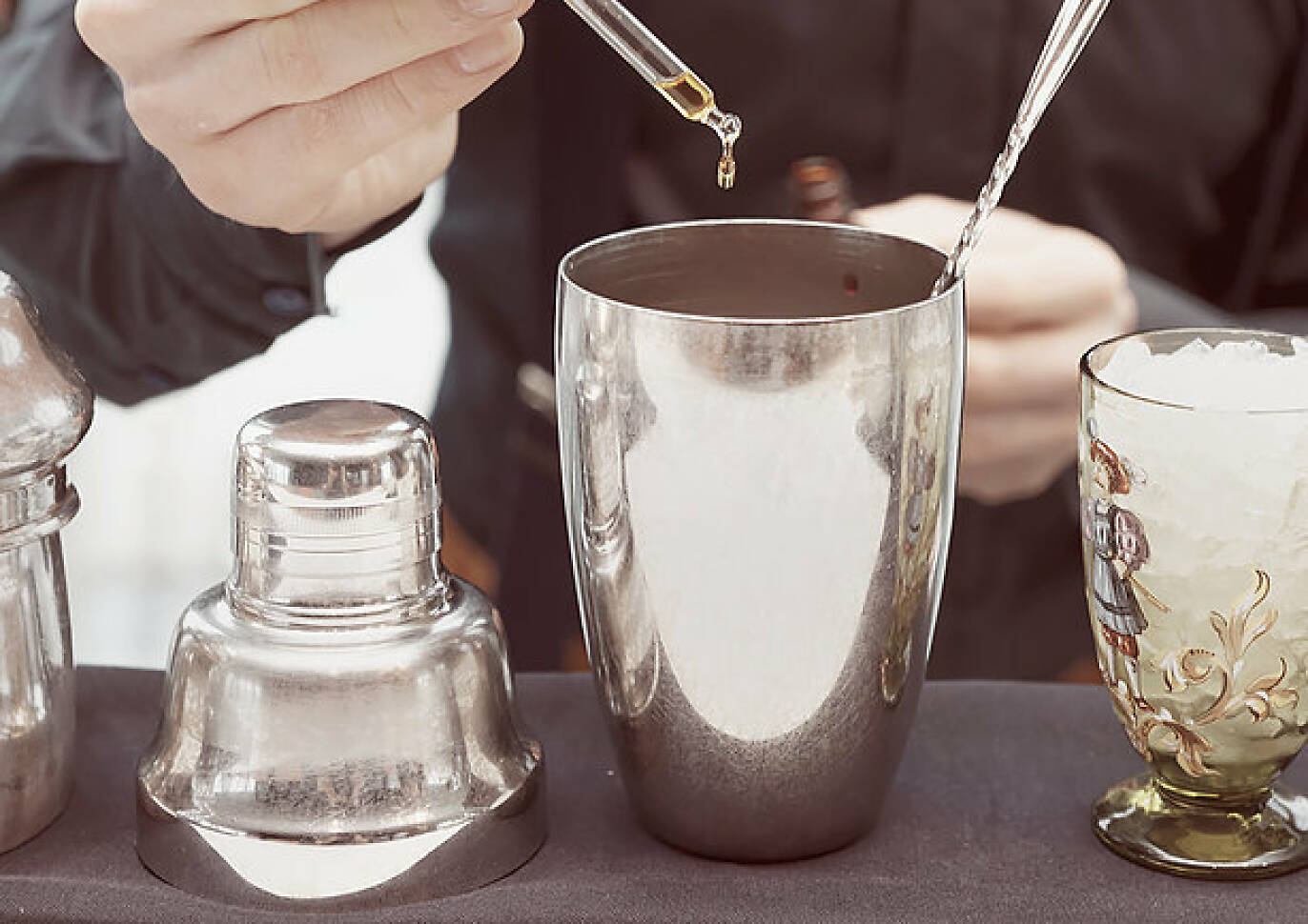 21 Best Bars in Logan Square, Chicago