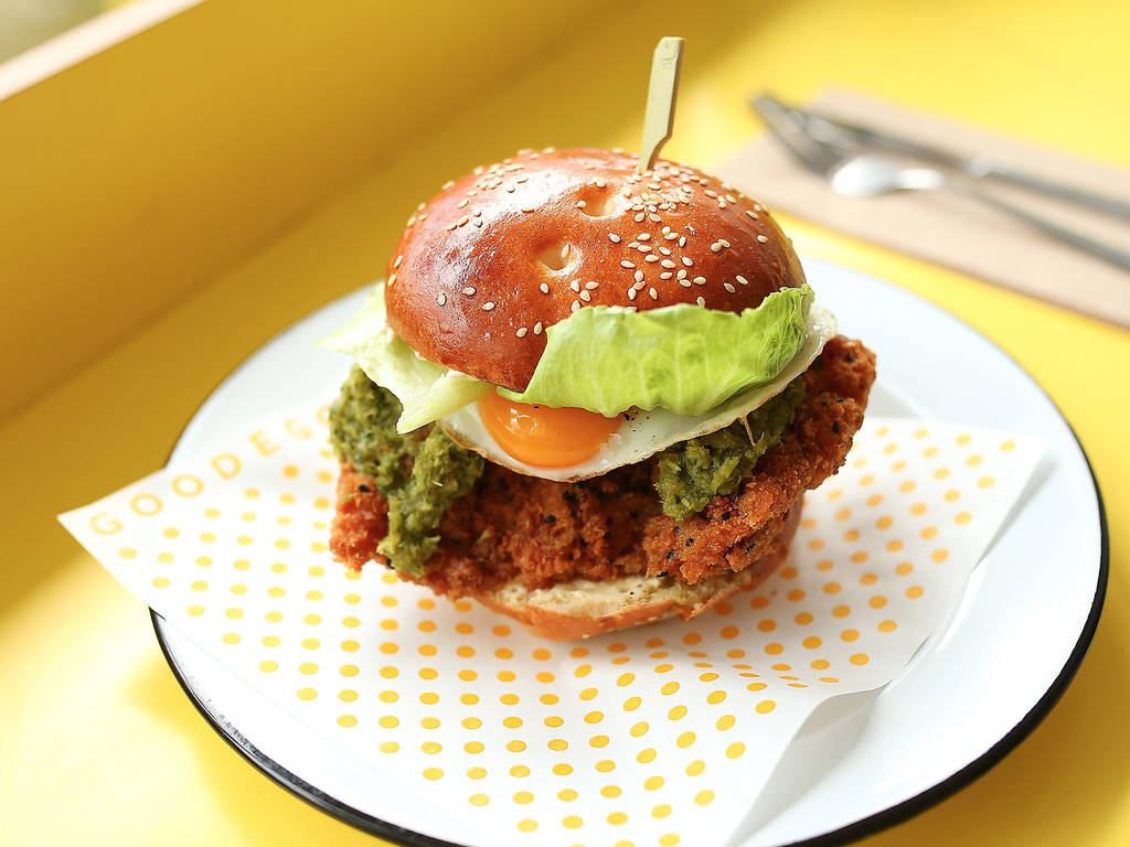 The best Halal Snack Packs in Melbourne