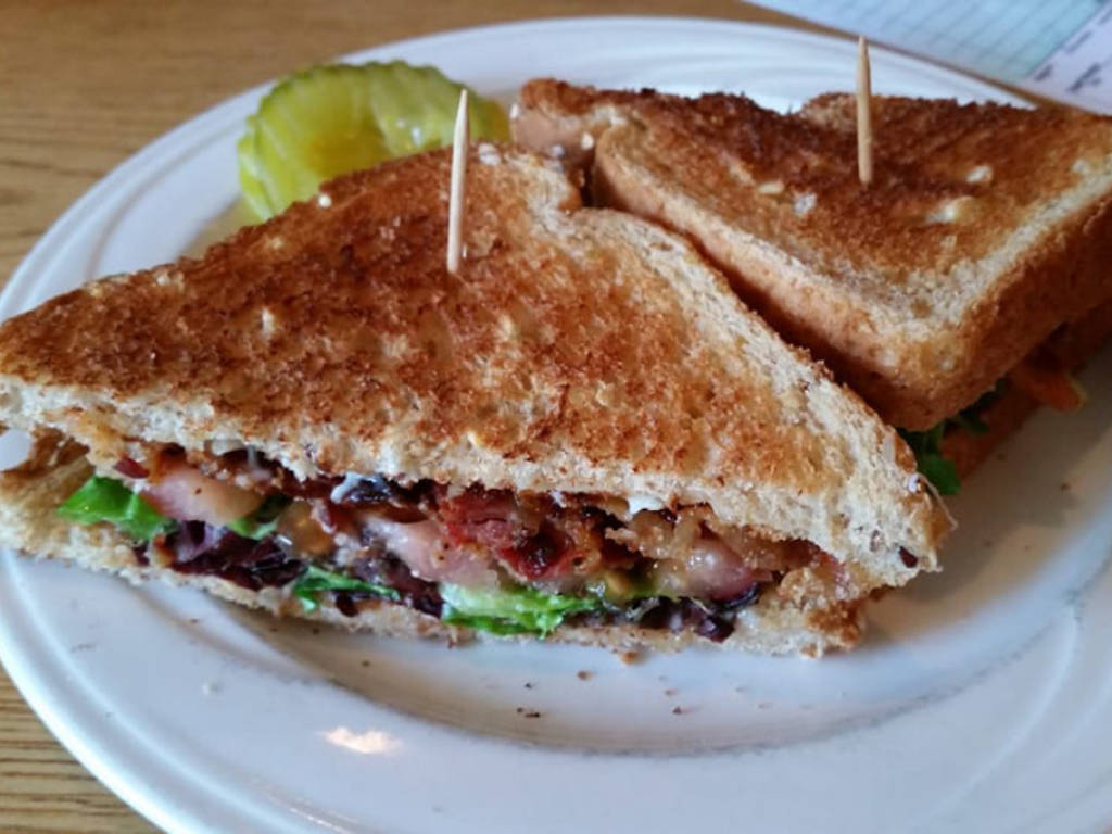 15 Best Diners in Austin Serving Delicious Comfort Food