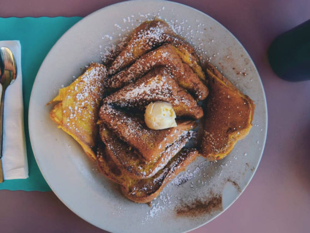 The 9 Best Diners in Boston: Where to Find Nostalgic Eats at a Low Cost