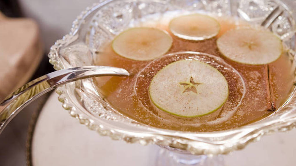 Best large format cocktails for big groups in NYC