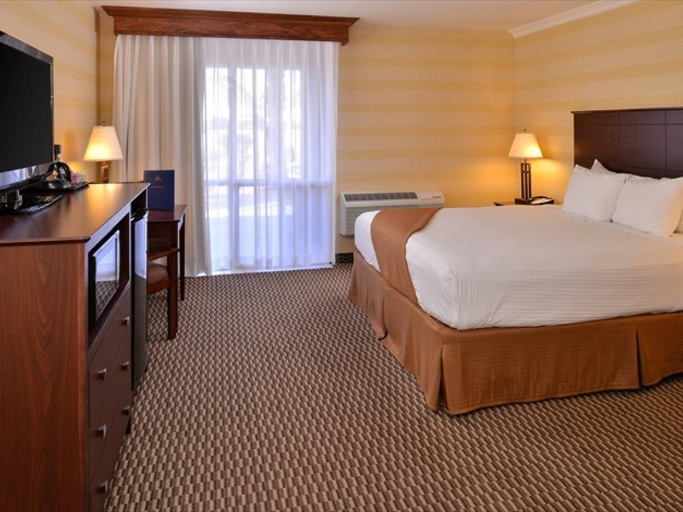 Best Hotels to Stay at for Coachella and Stagecoach Festivals