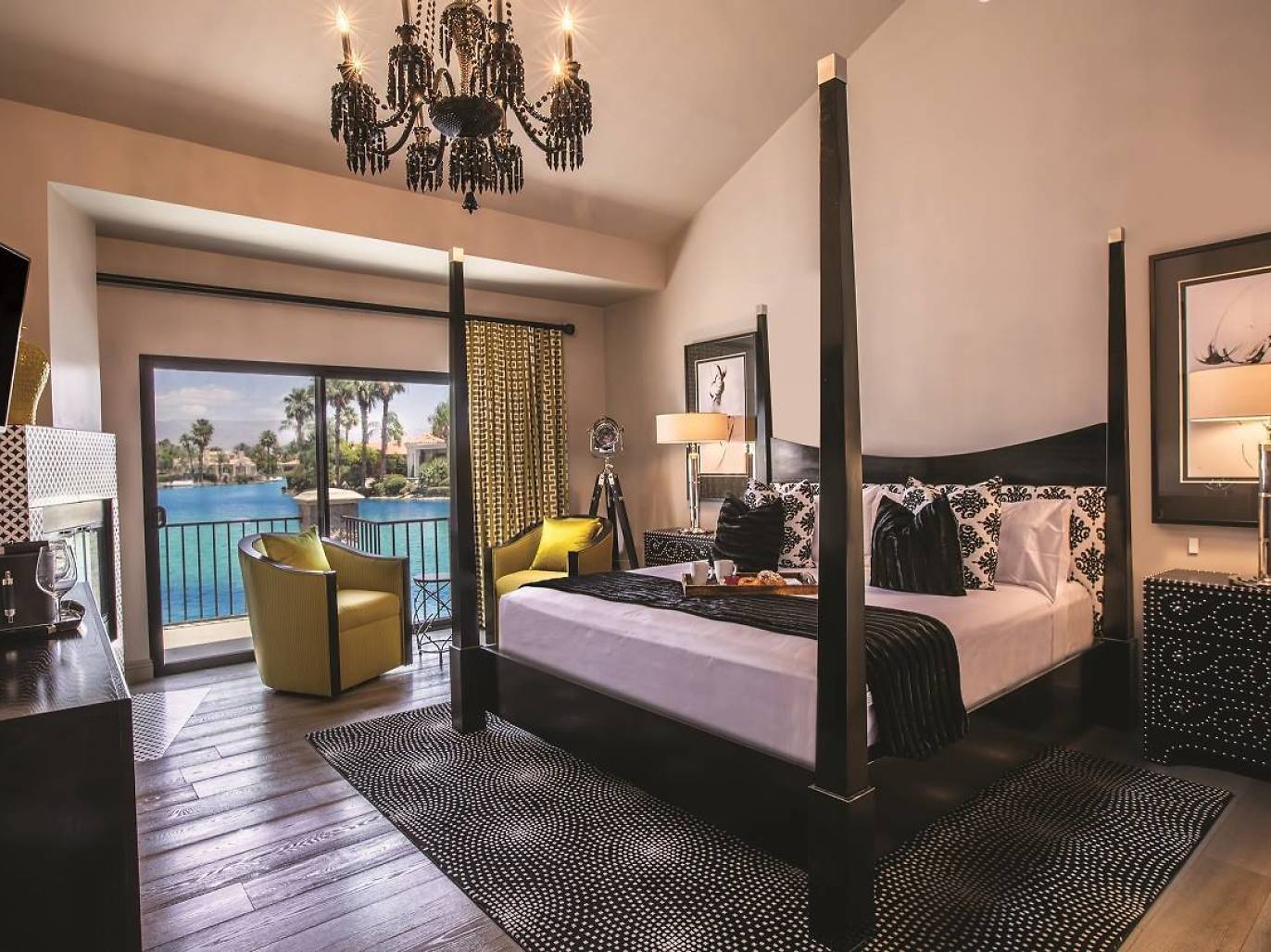 Best Hotels to Stay at for Coachella and Stagecoach Festivals