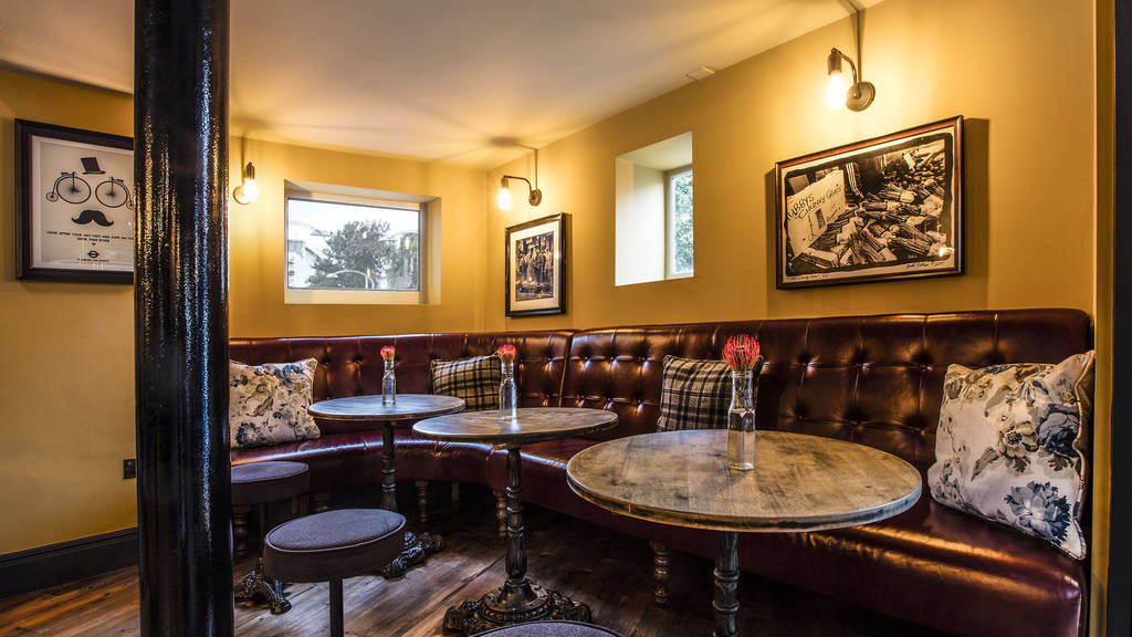 Victoria Inn | Bars and pubs in Peckham, London