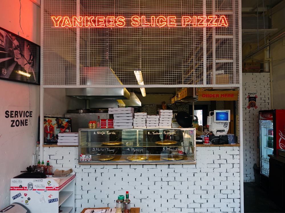 Yankees Pizza | Restaurants in Yeongdeungpo-gu, Seoul