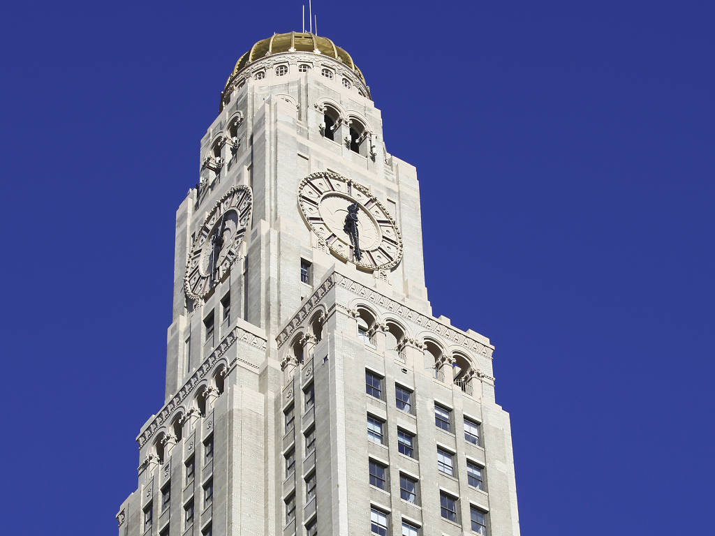 Clocks in NYC that are both iconic and beautiful
