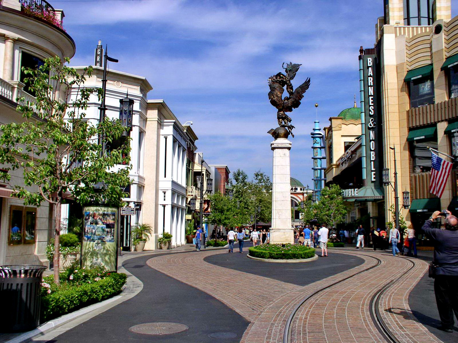 8 things we're ridiculously excited for in L.A. this year