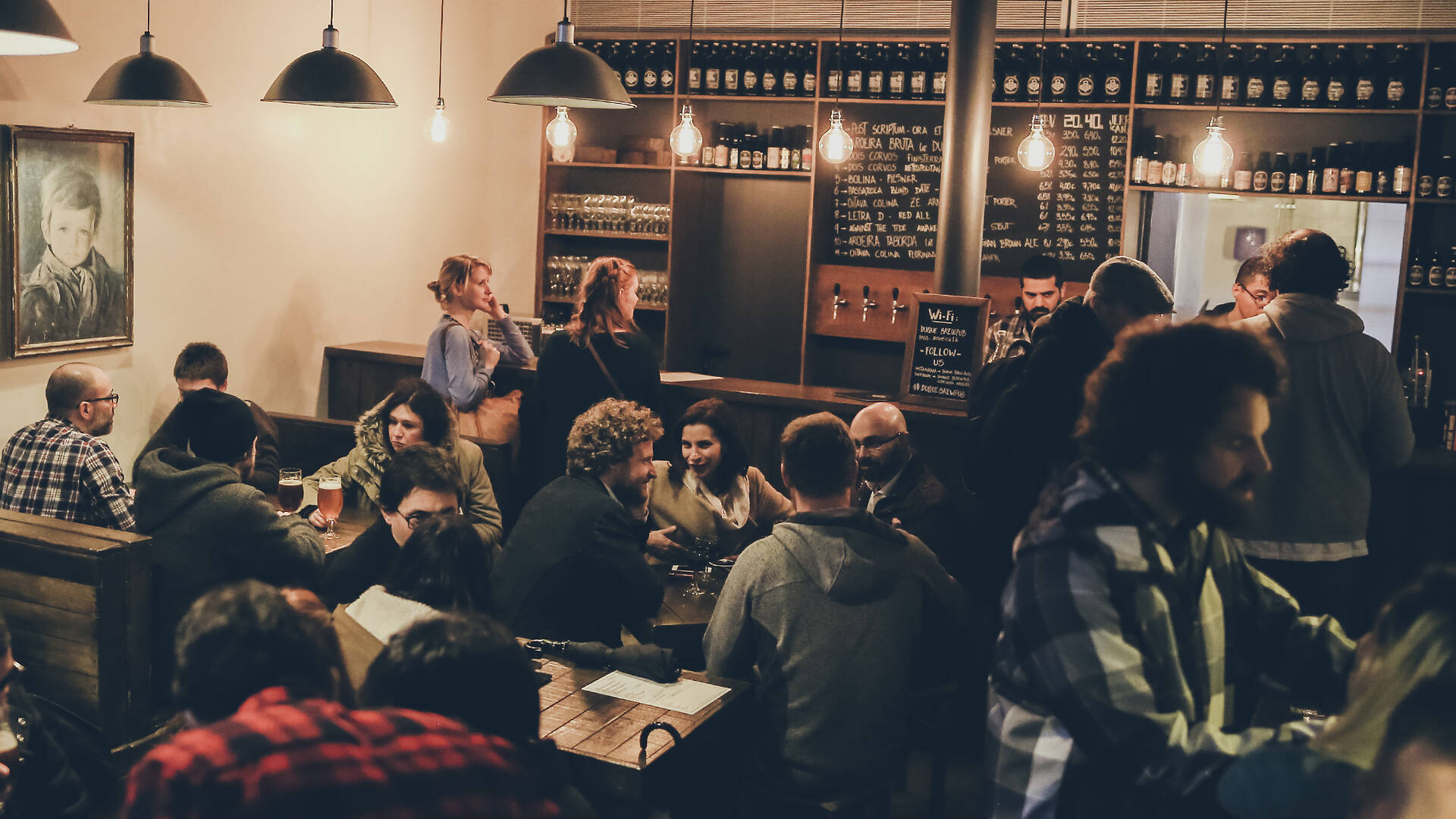 Os melhores bares no Chiado para beber um copo