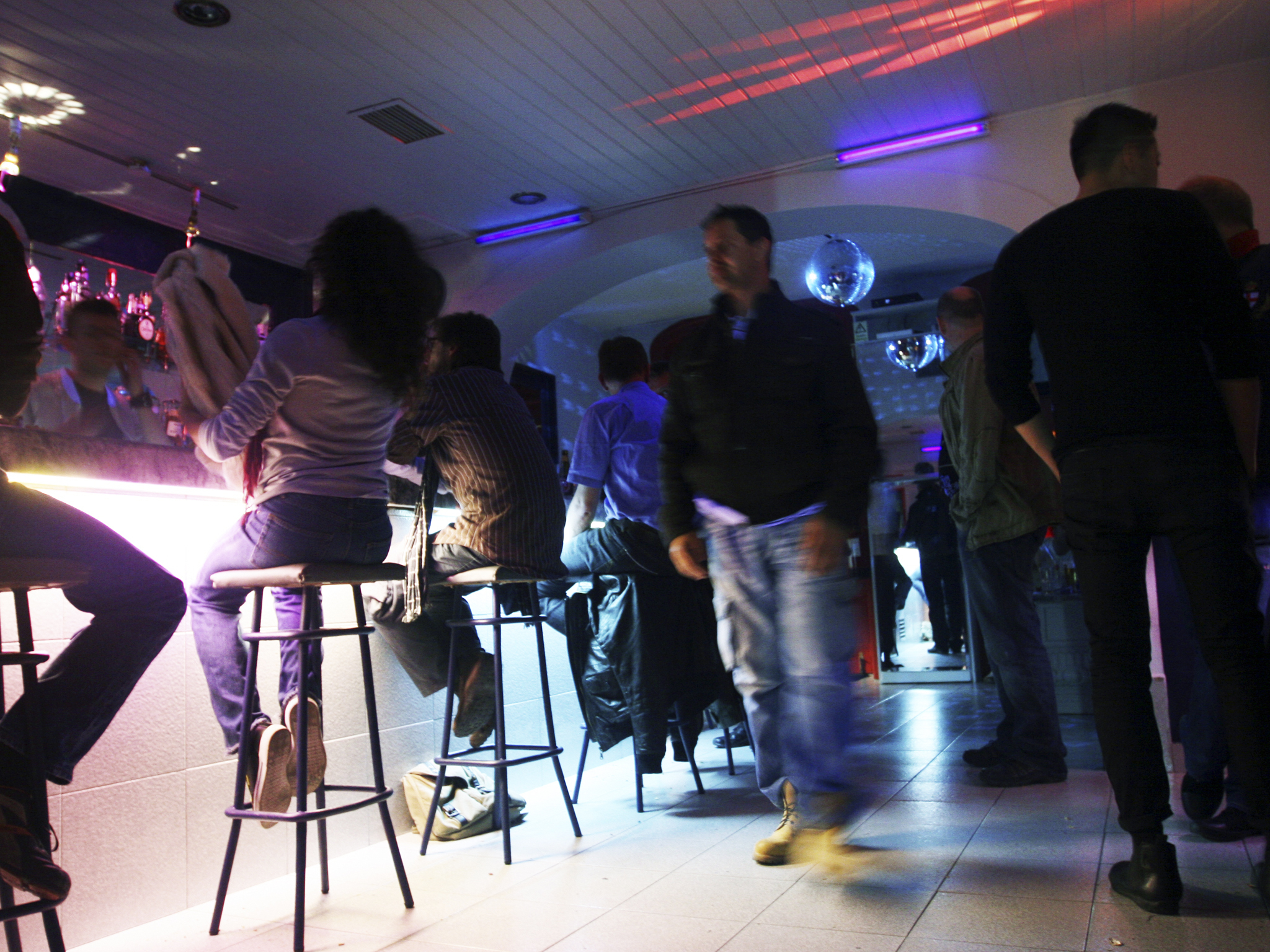 Bares Gay em Lisboa – o melhor roteiro para uma noite queer