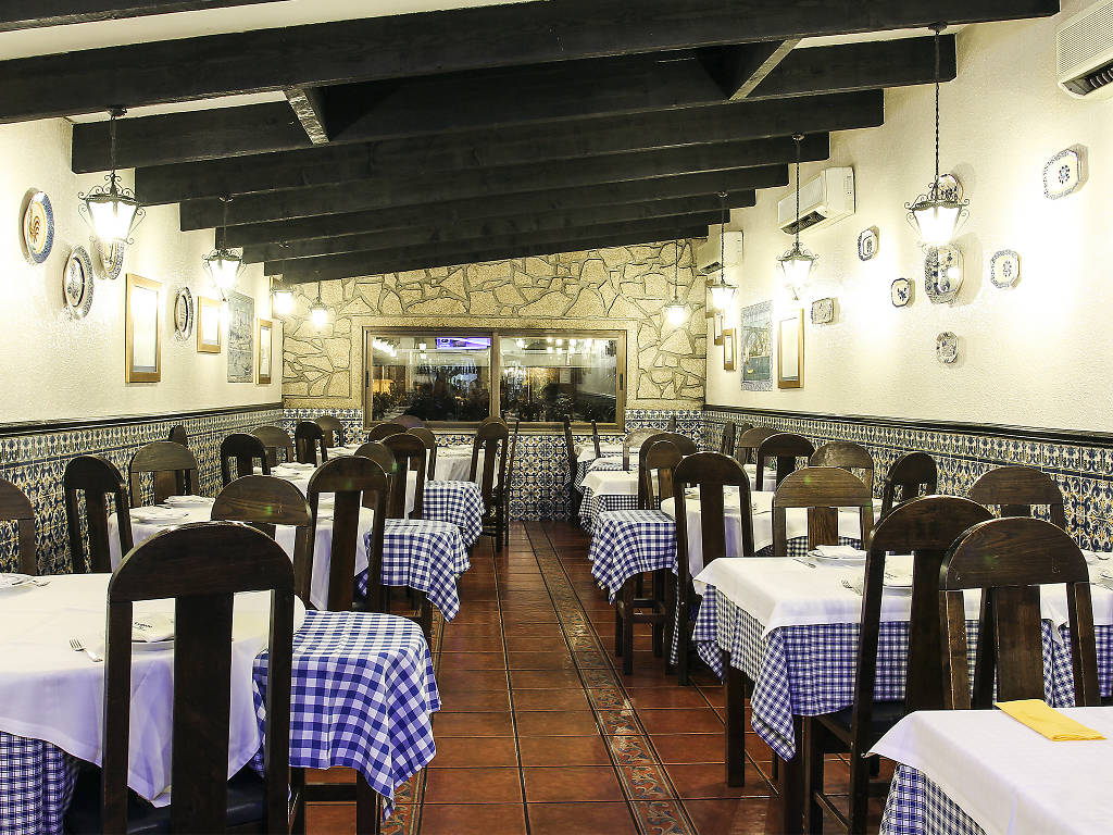 21 Best Restaurants in Porto, According to Locals