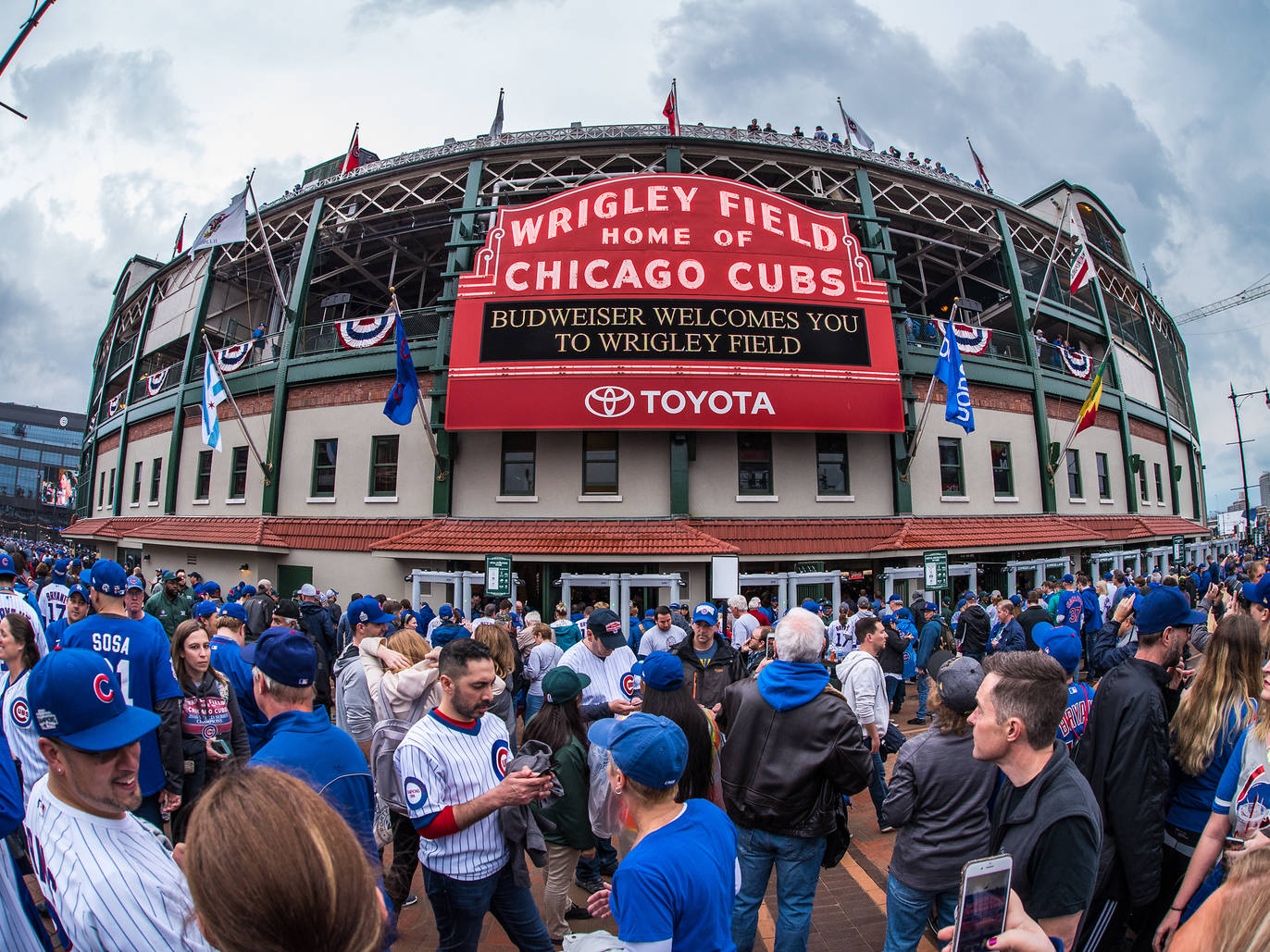 Kid friendly Tours In Chicago Including River Cruises
