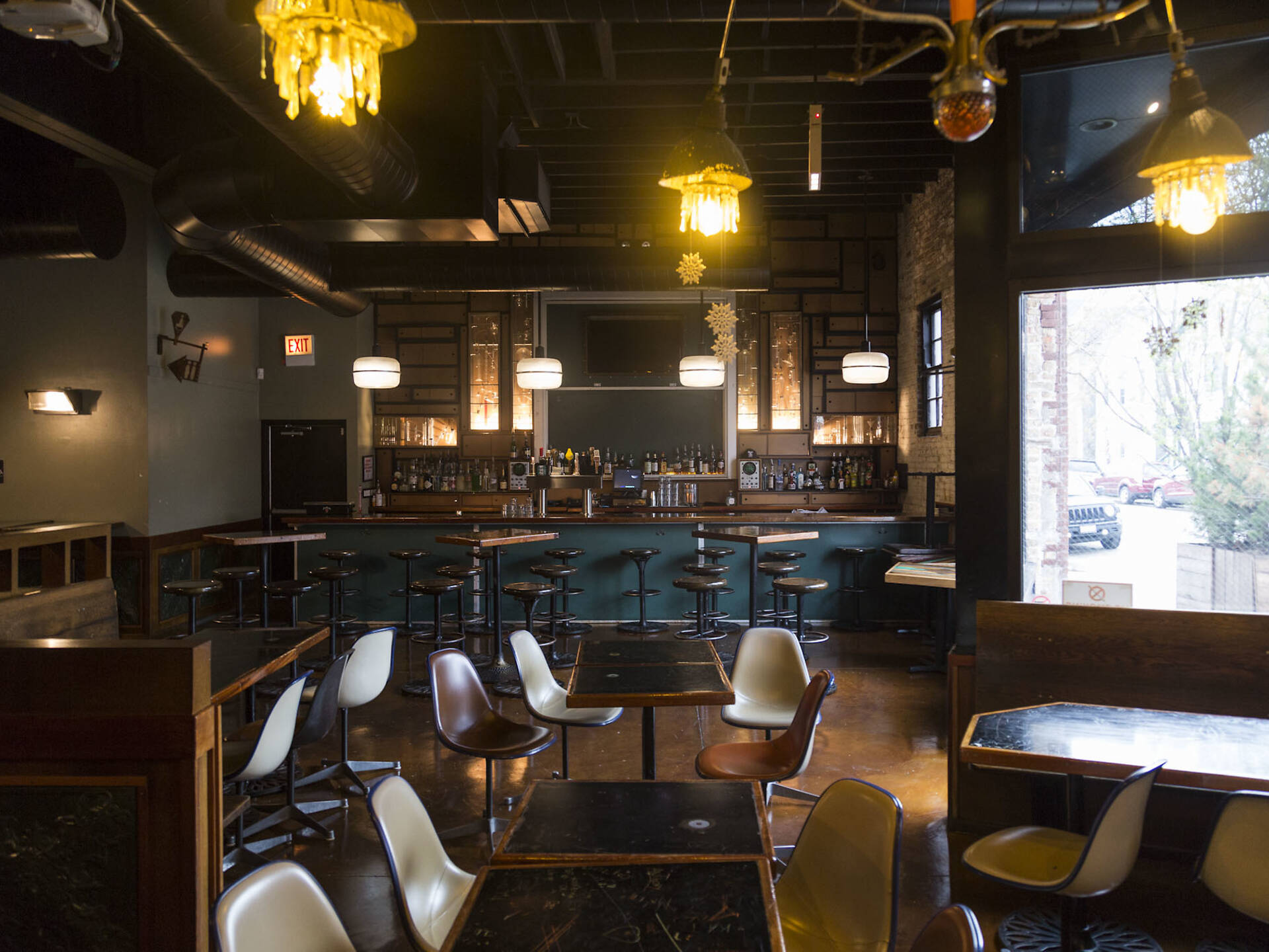 Here are the weirdest things you'll find in Chicago's bars