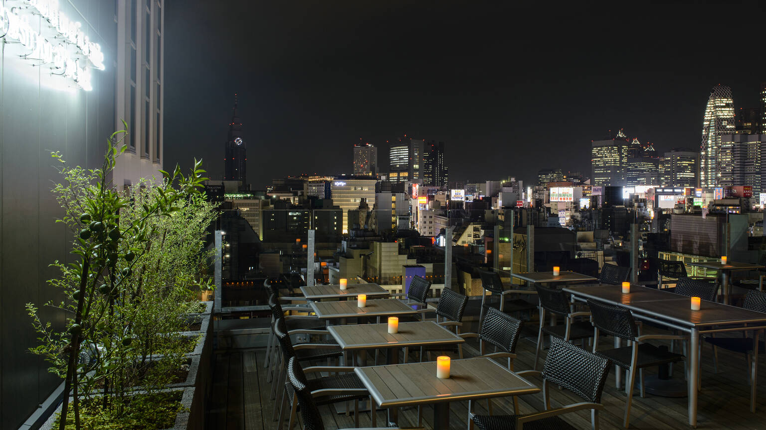 13 best rooftop bars and restaurants with the best views of Tokyo