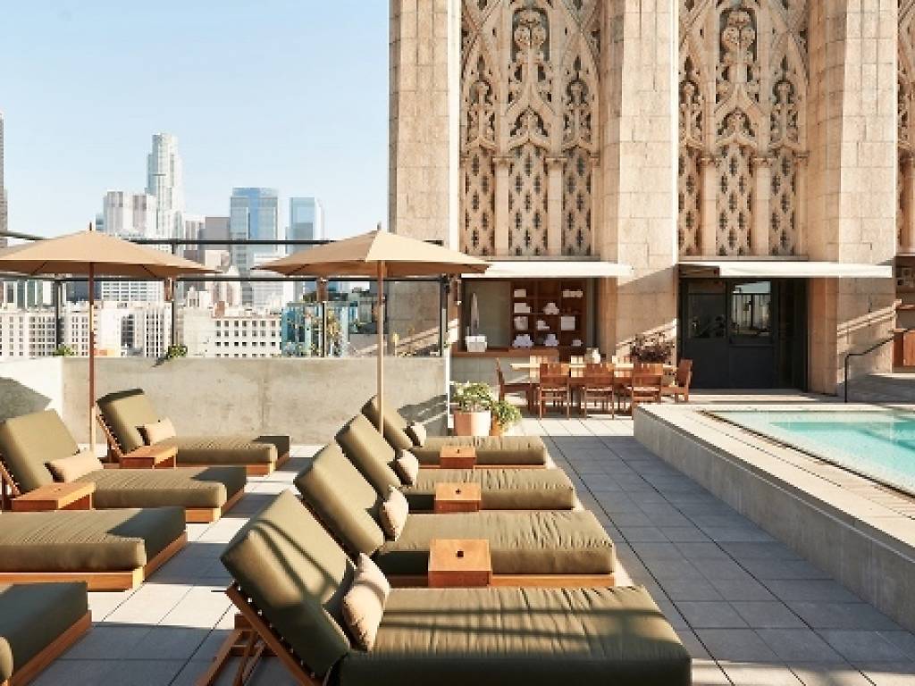Best Pool parties in L.A. For Poolside Fun