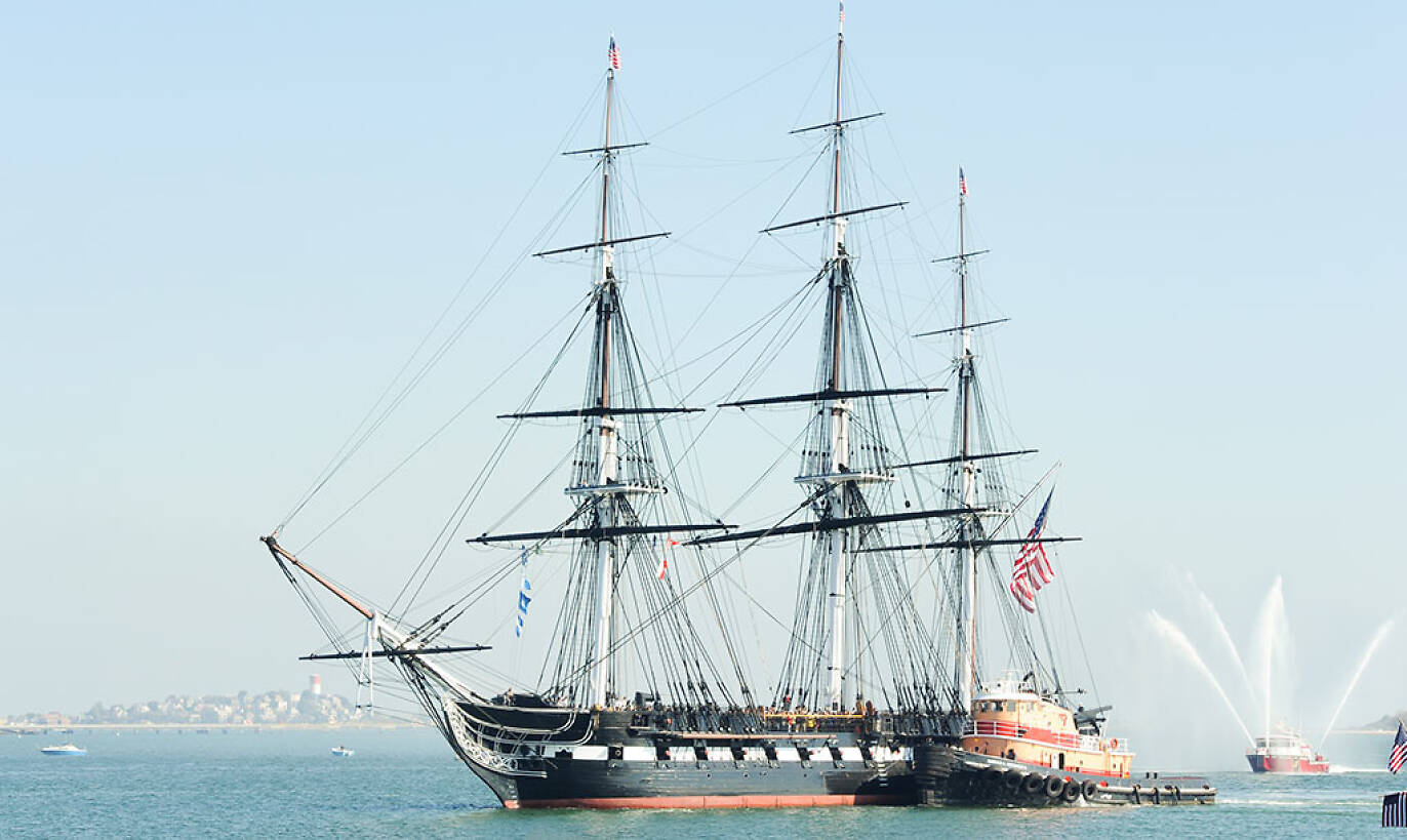 Best Boston Cruises and Boat Tours to See the City Like Never Before