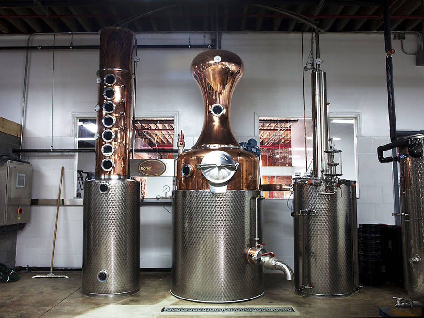 19 Booze Tours in New York City For Curious Drinkers