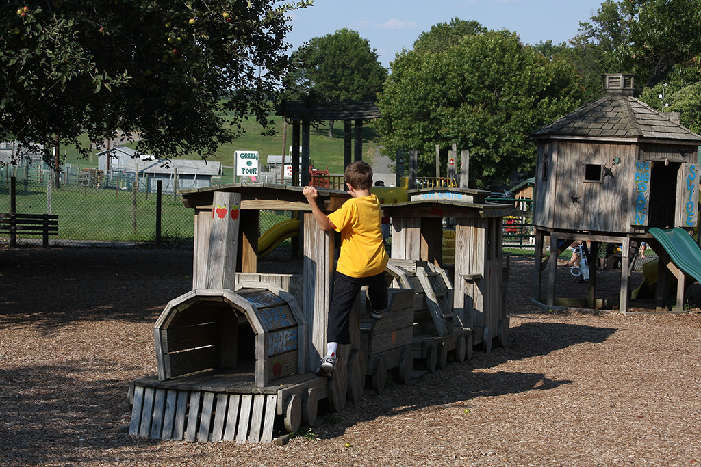 Linvilla Orchards | Attractions in Philadelphia