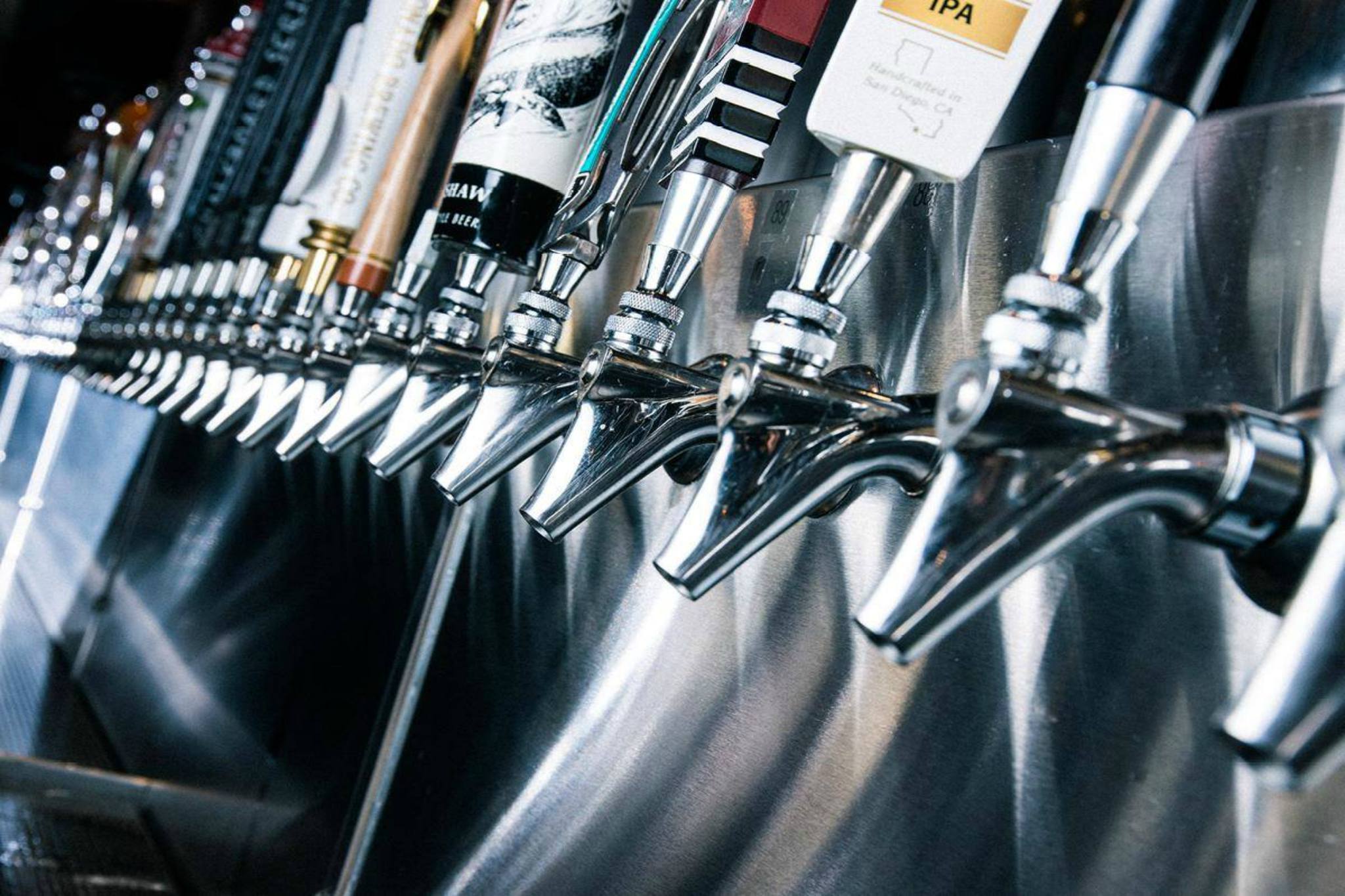 Yard House | Bars in North Austin, Austin