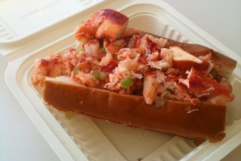 Sam’s Chowdermobile | Restaurants in San Francisco