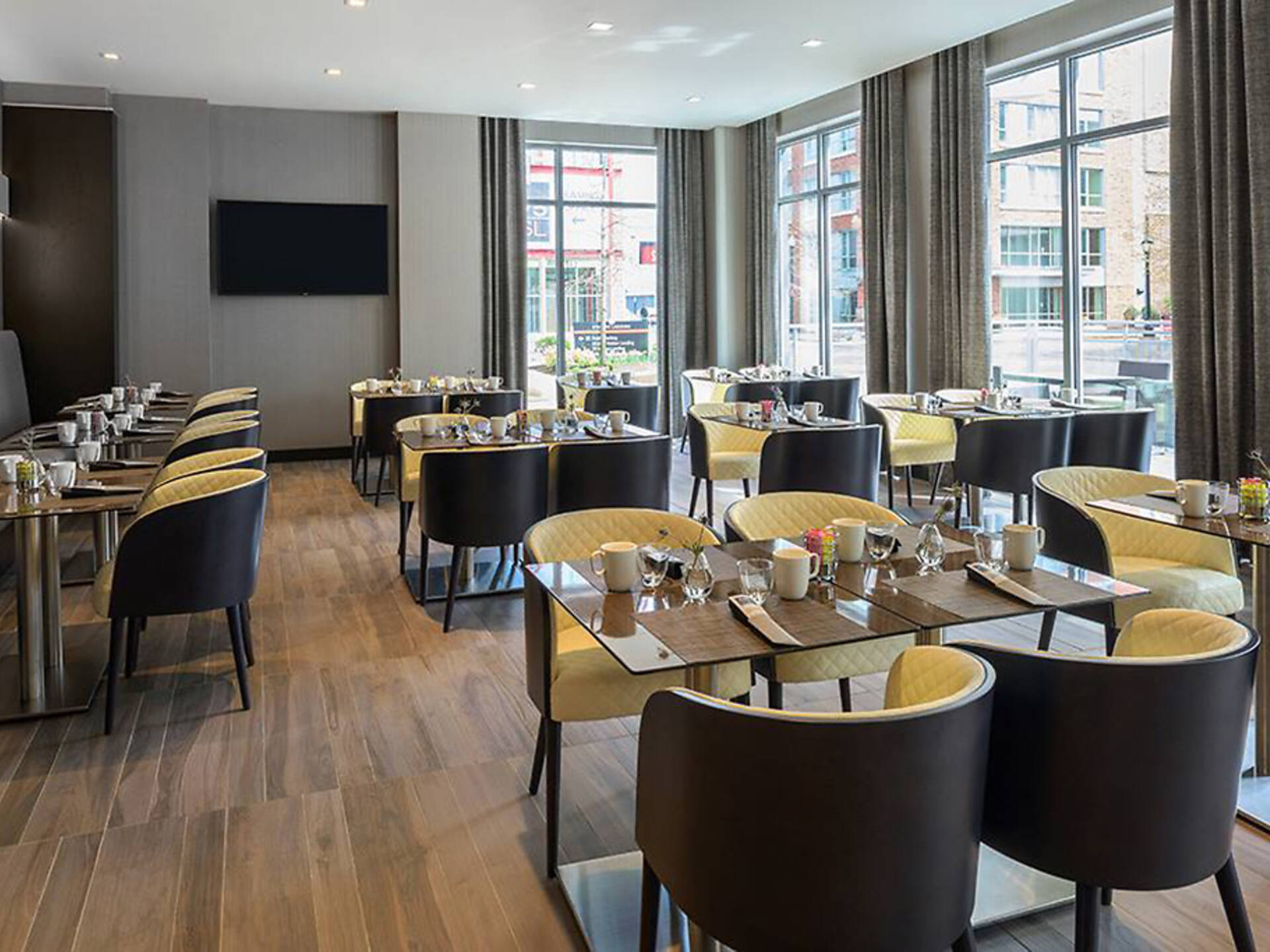 7 Best Cheap Hotels in Boston for 2024 | Where to stay for cheap in Boston