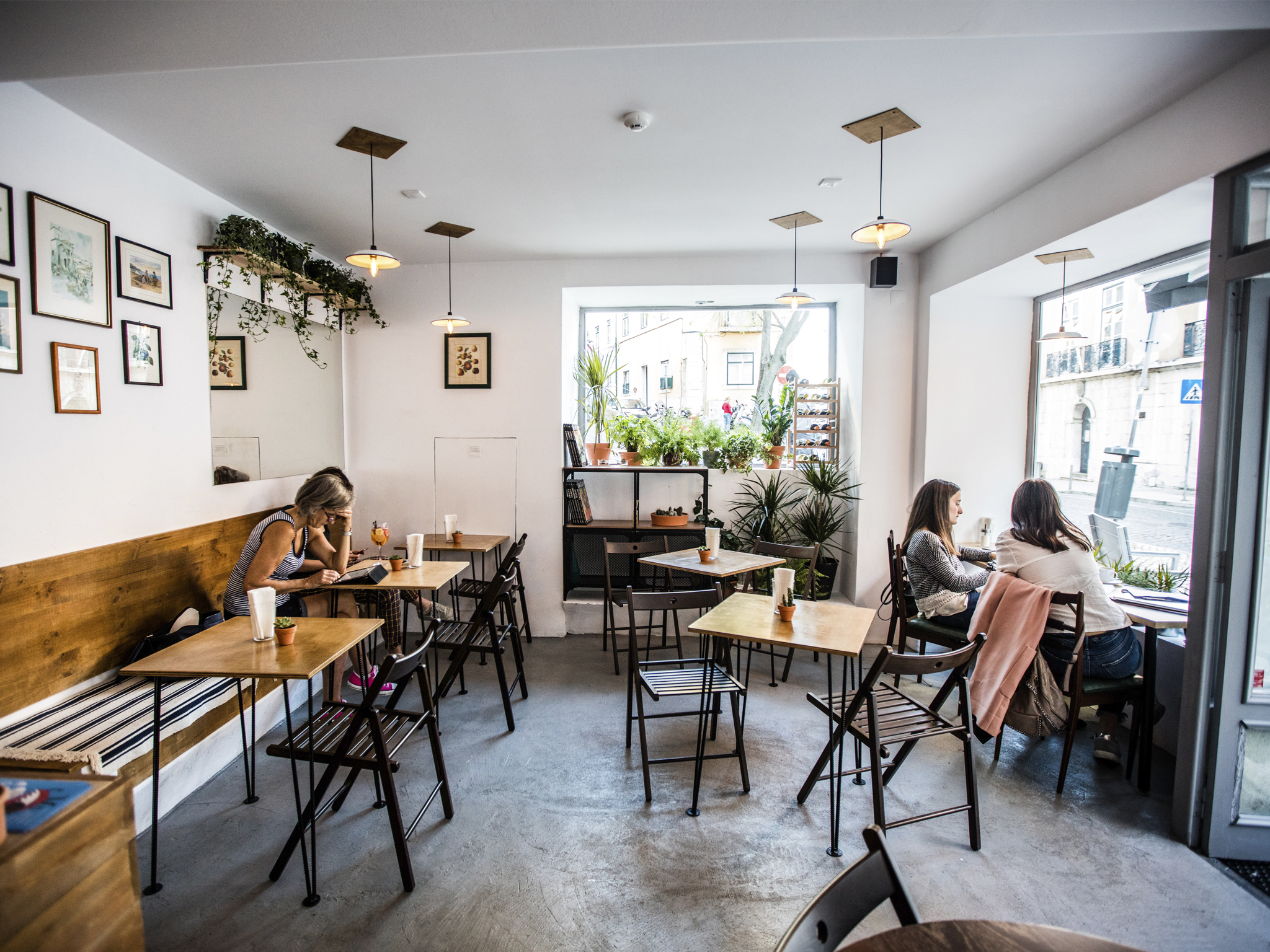 Heim Café | Restaurants in Santos, Lisbon