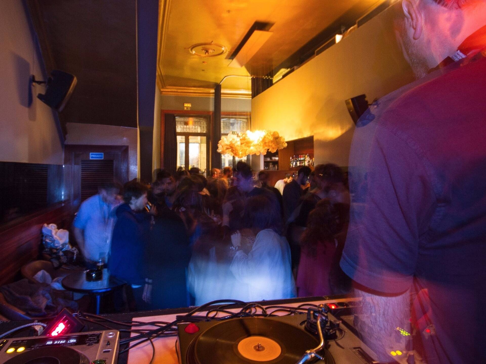 9 Best Clubs In Porto, By Local Experts
