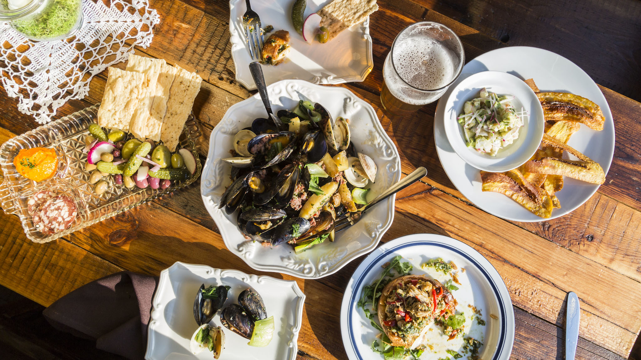 Alulu Brewery and Pub | Bars in Lower West Side, Chicago