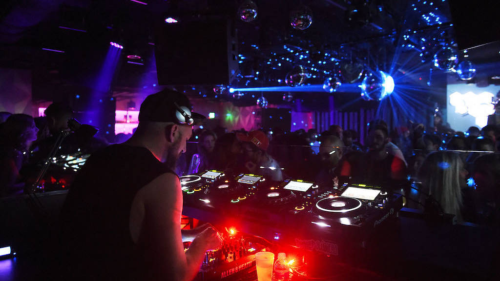 9 Best South Beach Clubs to to Party All Night Long