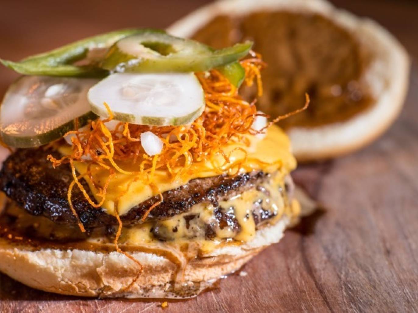 The 26 Best Burgers in Chicago to Sink Your Teeth Into