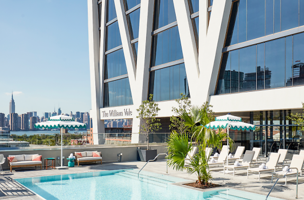 12 Best Hotel & Rooftop Pools in NYC You Can Actually Go To