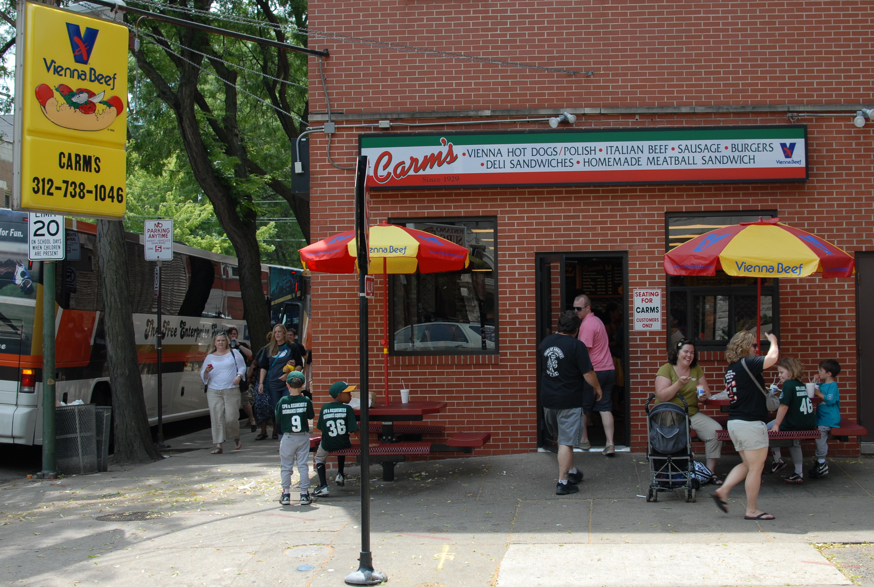 Carm's Beef and Italian Ice | Restaurants in Little Italy, UIC, Chicago