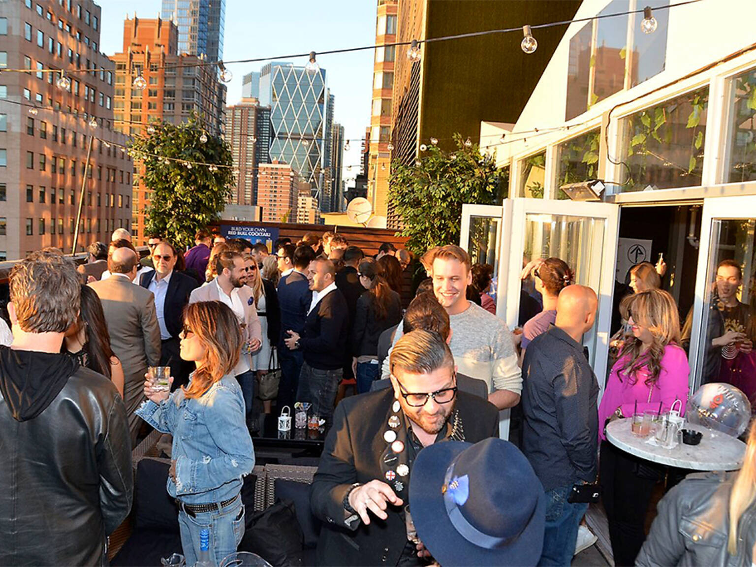 Best rooftop happy hours for elevating your afternoon drink