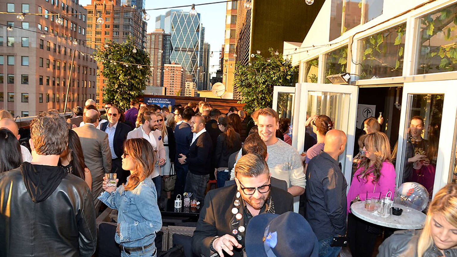 Best rooftop happy hours for elevating your afternoon drink