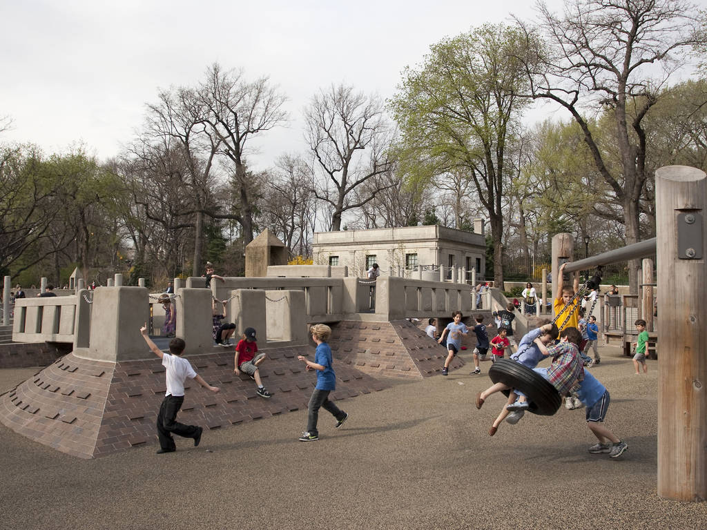 50 Best Playgrounds in NYC for Epic, Kid-Centric Playtime